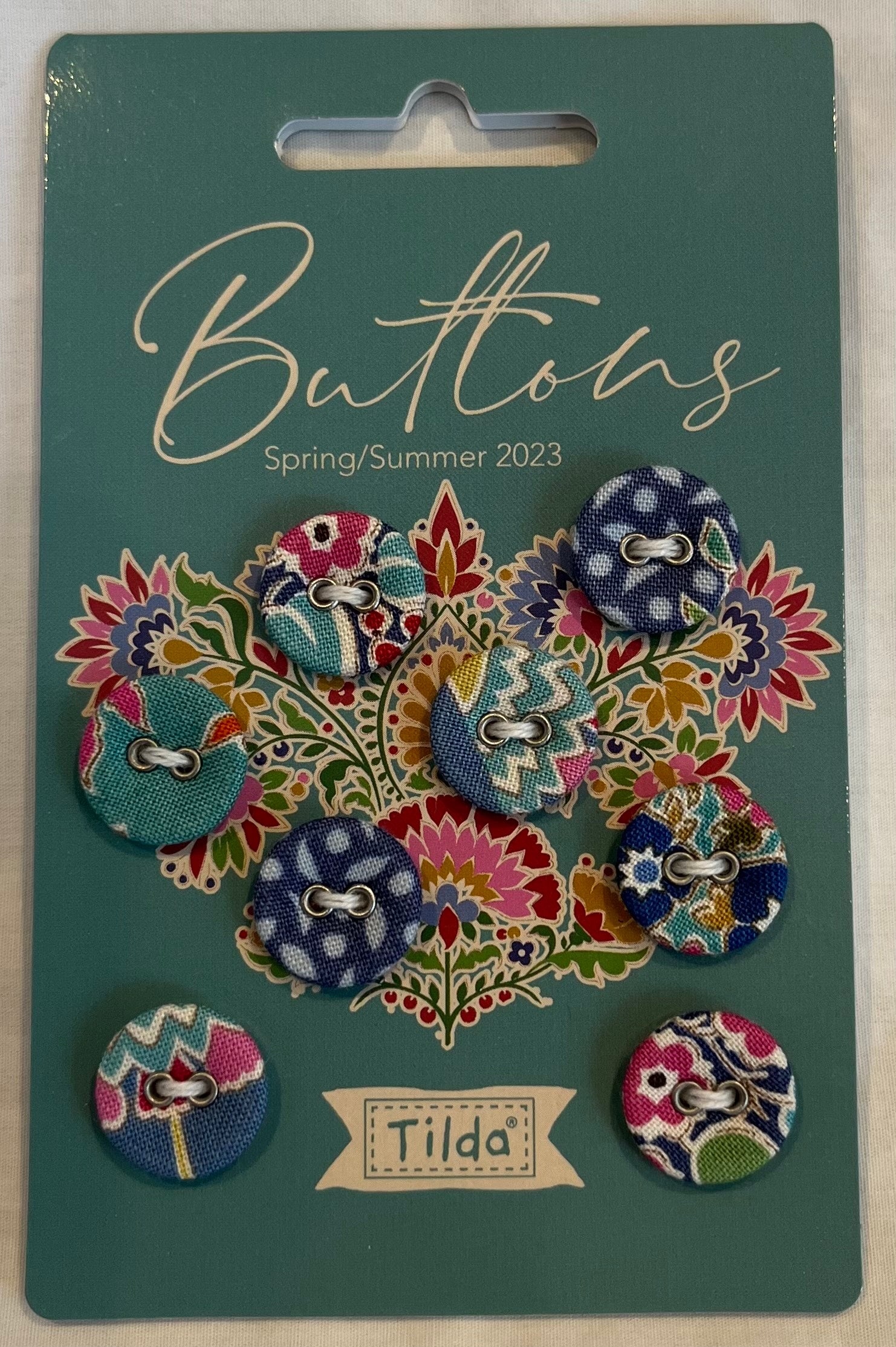 Pie in the Sky - Buttons 16mm – House Of Patchwork Limited